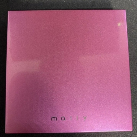 Mally Beauty | Makeup | Mally Bronzer Visible Skin Deeper Nwob | Poshmark